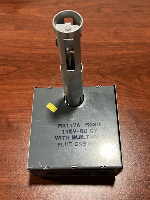HONEYWELL OIL BURNER Stack Relay RA117A R22R Intermittent ignition $149 ...