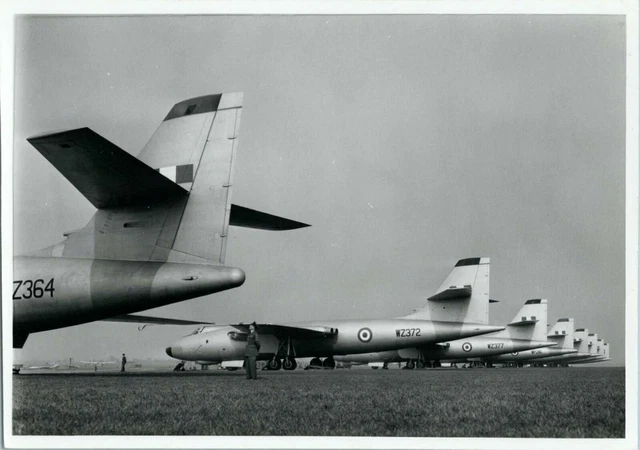 VICKERS VALIANT B.1 Line Up Vintage Original Air Ministry Photo Raf V ...