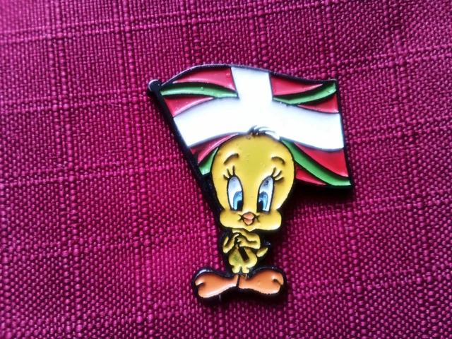 PIN'S DESSIN ANIMÉ Titi avec drapeau du pays basque EUR 6,00 - PicClick FR