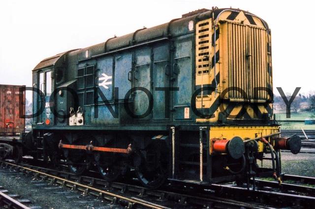 UK DIESEL TRAIN Railway Photograph Of Class 08 08407 Loco. Rm08-72 £1. ...