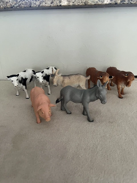 FARM ANIMAL LOT of 7 figures assorted sizes realistic plastic pvc Pig ...