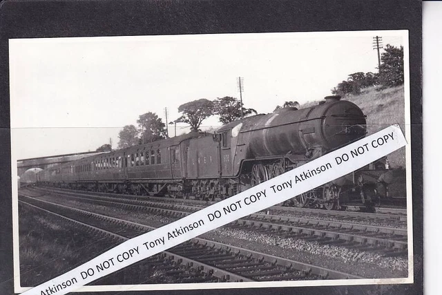 LNER EX GNR - V2 Class 2-6-2 No. 800 @ Potters Bar - Vintage Image ...