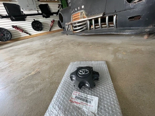 16-23 TACOMA CHARCOAL Wheel Center Cap Pt280-35160-Cc Genuine Toyota ...