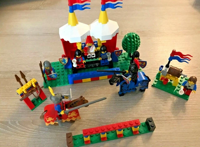 LEGO VINTAGE CASTLE 1584 Knights Challenge complet avec notice EUR 375 ...