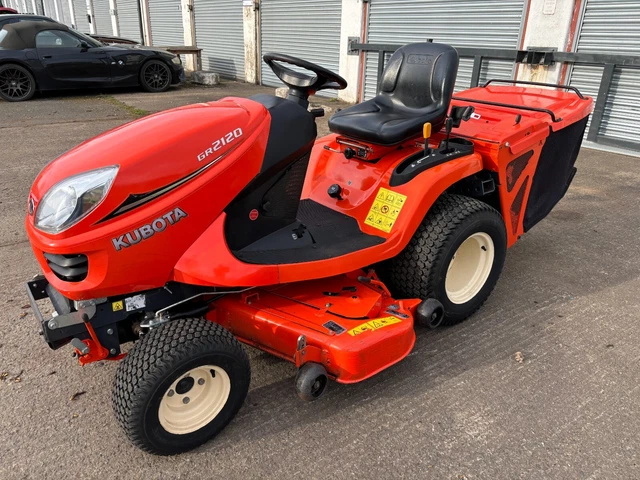 KUBOTA GR2120 DIESEL 4Wd Ride On Mower,Garden Tractor,John Deere,Iseki, 380 Hrs £5,995.00 ...