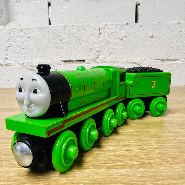 HENRY - THOMAS the Tank Engine & Friends Wooden Railway Magnet Trains £ ...