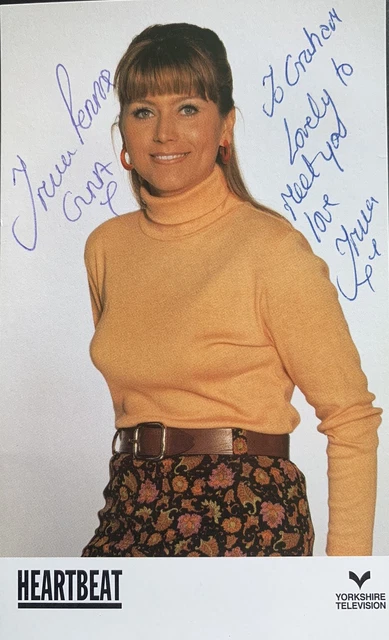 TRICIA PENROSE TV Actress (Heartbeat - Gina Ward) **Hand Signed** Cast ...