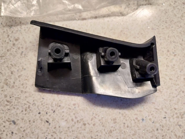 GENUINE VOLVO FH Version 4 HEADLIGHT SURROUND INSERT DRIVER SIDE RH ...