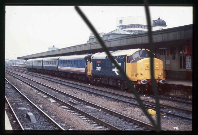 35MM SLIDE BR British Railways Diesel Loco Class 37 37427 CARDIFF4 89 ...