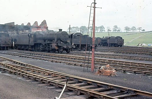 ORIGINAL COLOUR SLIDE of 46465 LMR steam loco £4.99 - PicClick UK