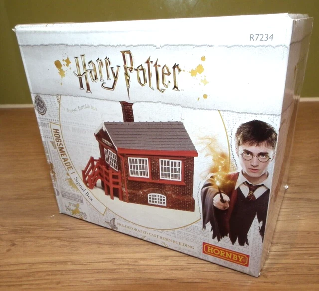 HORNBY R7234 HOGSMEAD Signal Box Harry Potter Nr Mint Boxed Resin 00 ...