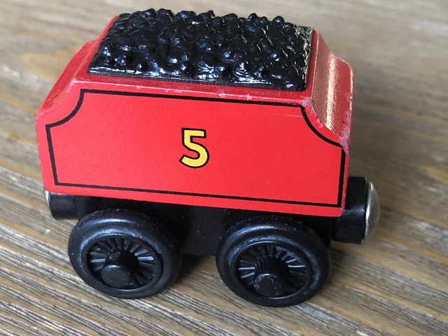 THOMAS THE TANK Engine: Wooden Railway Train James Tender Red 2” £8.00 ...