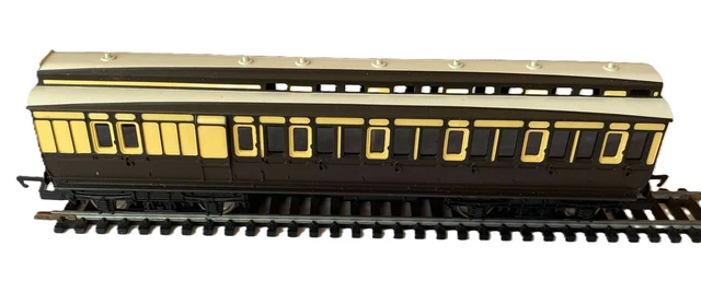 THOMAS THE TANK Engine- Rare Old Slow Clerestory Coach for OO Gauge ...