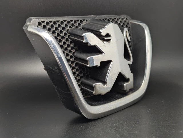 PEUGEOT 206 9628688677 Logo Acronym Emblem Frieze Crest Written Badge ...