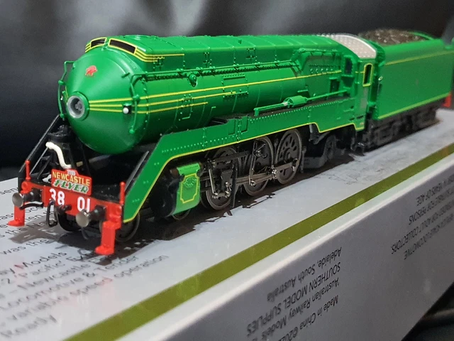AUSTRALIAN RAILWAY MODELS Ref 87004 3801 NSWGR Streamlined 38 class in ...