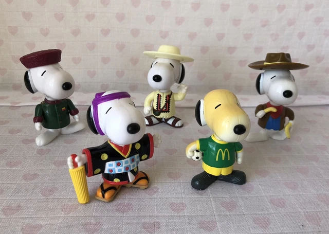 5 X SNOOPY Mcdonalds Peanuts World Tour Country Theme 1999 Toy Figures ...