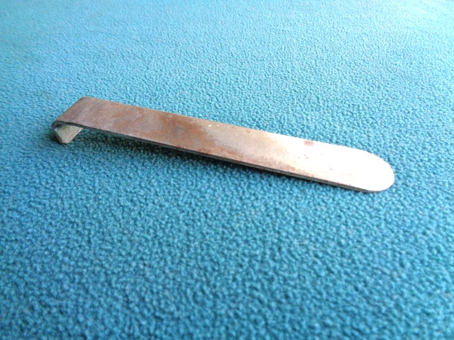 VINTAGE 1960 MORRIS Minor HUB CAP PULLER/LEVER. Part of on-board tool ...