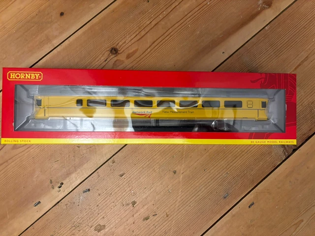 HORNBY R4637 TGS Mk3 Coach Network Rail 977994 £70.00 - PicClick UK