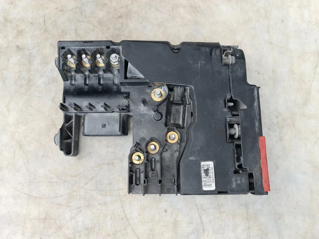 MERCEDES G-CLASS W463 G63 Amg Battery Fuse Box A4635401750 £180.00 ...
