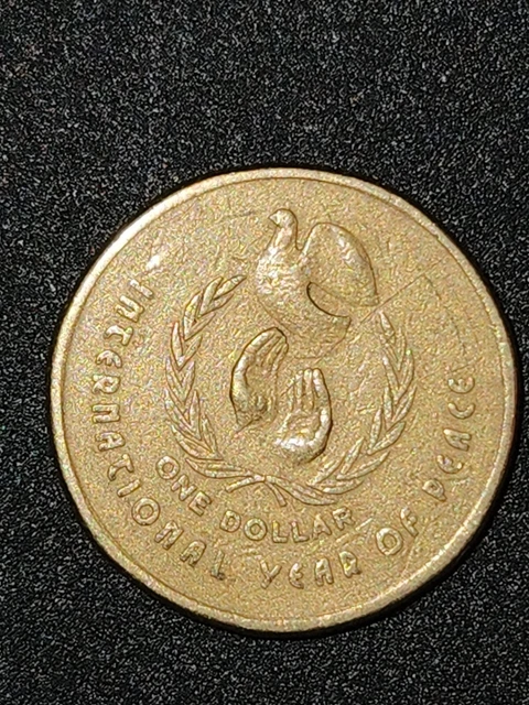 RARE 1986 AUSTRALIAN $1 One Dollar Coin/ International Year Of Peace ...