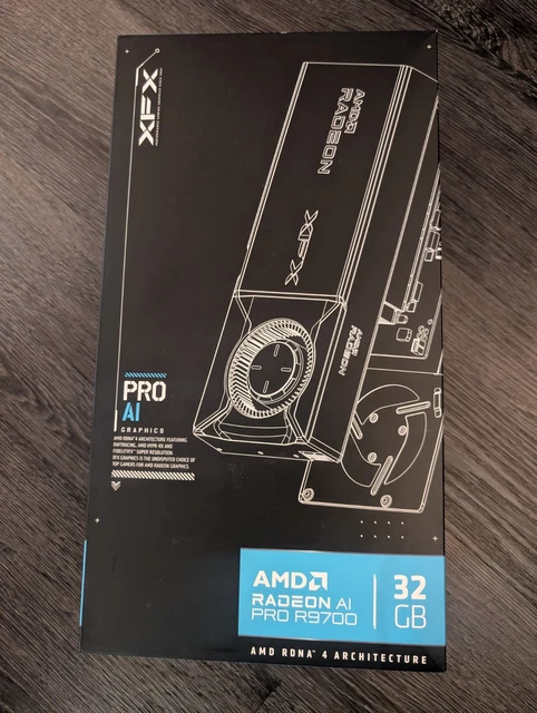 XFX AMD RADEON AI PRO R9700 Single Fan 32GB GDDR6 PCIe 5.0 Graphics ...