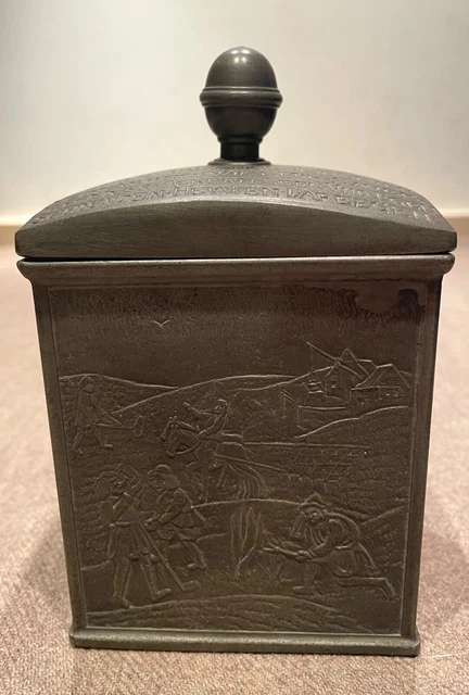 RARE BOÎTE À tabac étain à la Rose signé Fein Zinn Scènes de vie et ...