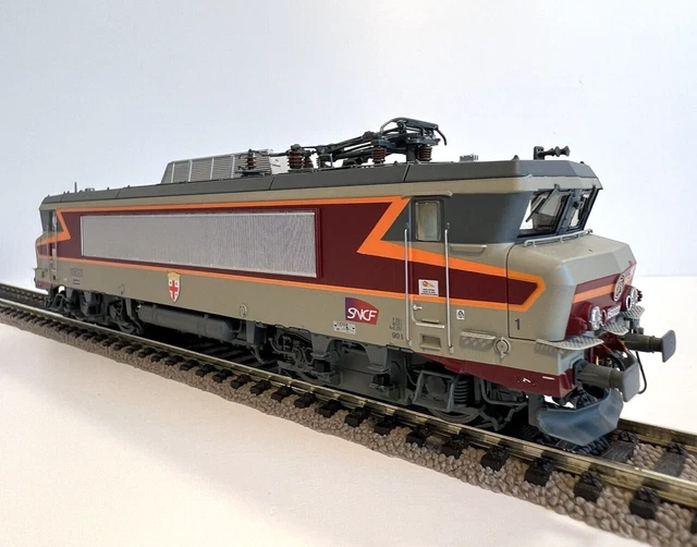 LS MODELS 10489 - Locomotive électrique BB 15022 ARZENS Ep.VI de la SNCF en HO EUR 284,90 ...