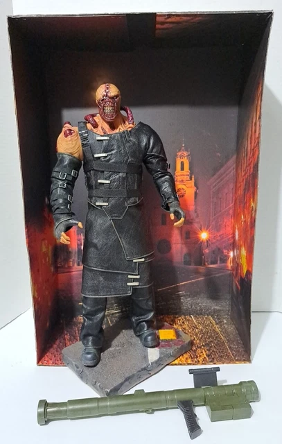 RESIDENT EVIL 3 Nemesis 1/6 Scale Collectible Figure Capcom World Box ...