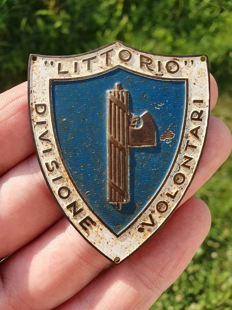 WW2 REGIO ARMY Rare Arm Shield Littorio Division 2gm Rei 2gm £181.23 ...