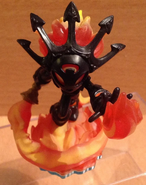 FIGURINE SKYLANDER SKYLANDERS Serie 3 Swap Force Smolderdash Point ...