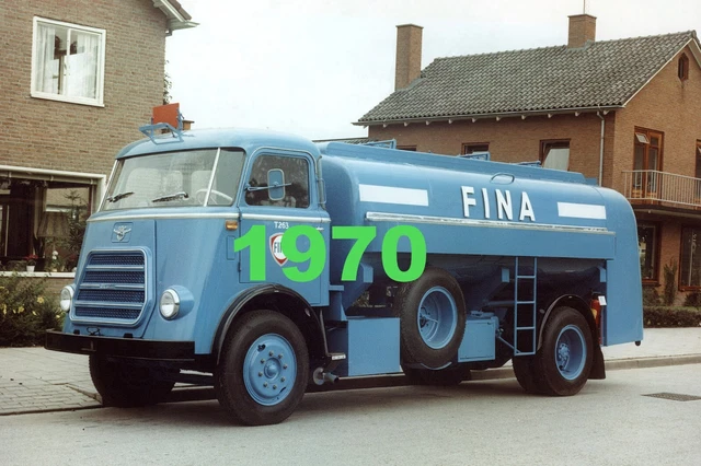 RARE PHOTO 20X30 cm ............. CAMION DAF CITERNE "FINA" EN 1970 EUR ...