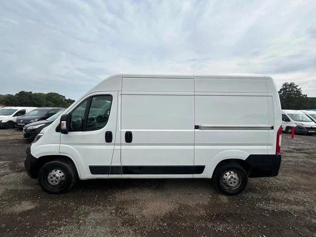 CITROEN RELAY RELAY 35 L2H2 Enterprise Blue HDi S/S Panel Van Manual £ ...