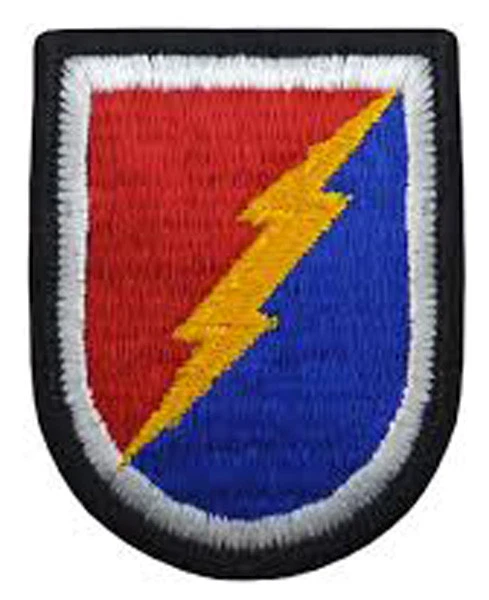 LOT DE 20 Armée 4th Airborne Brigade Cmbt Équipe 25th Inf Div Béret Flash Patch EUR 17,75 ...