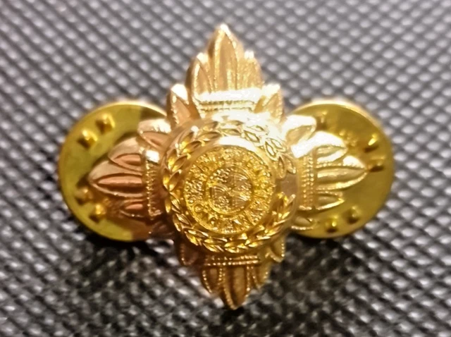 BRITISH ARMY OFFICERS Rank Star or Pip worn on a shoulder epaulette ...