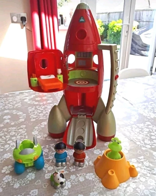 HAPPYLAND LIFT OFF rocket Space Rocket Space Astronaut Figures Sound ...