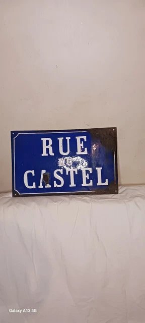 ANCIENNE PLAQUE ÉMAILLÉE de rue Rue DU CASTEL mesurant 40cm X 35cm Voir Photos EUR 39,00 ...