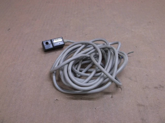 D-B53 SMC CYLINDRE Pneumatique Roseau Capteur Automatique Interrupteur ...