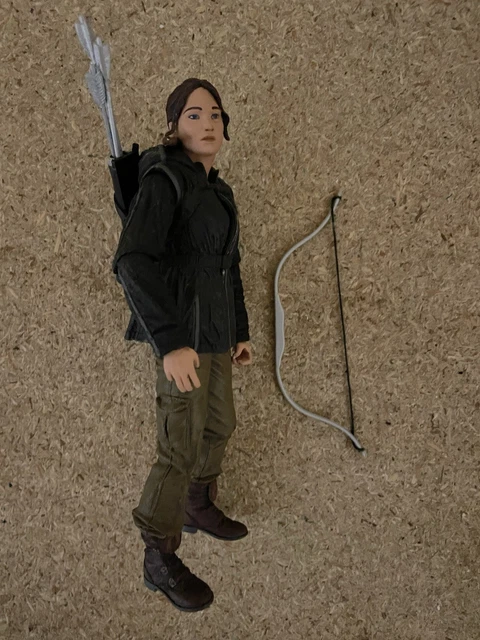 THE HUNGER GAMES Katniss Everdeen Collectible Figure 6” £18.92 ...