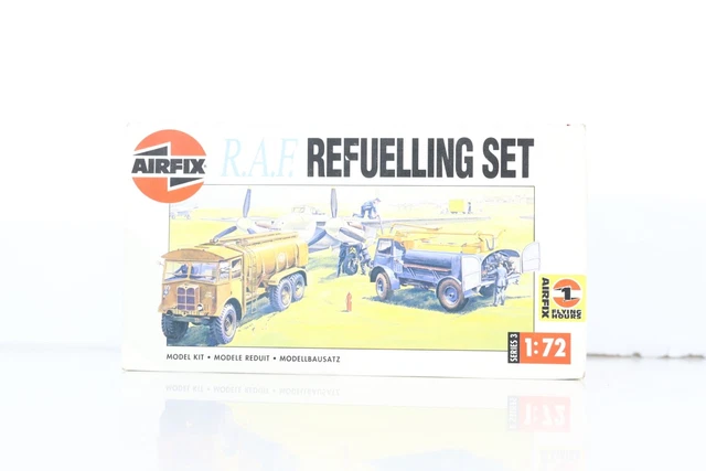 AIRFIX A03302 1:72 Scale RAF Refuelling Set Plastic Model Kit £23.00 ...