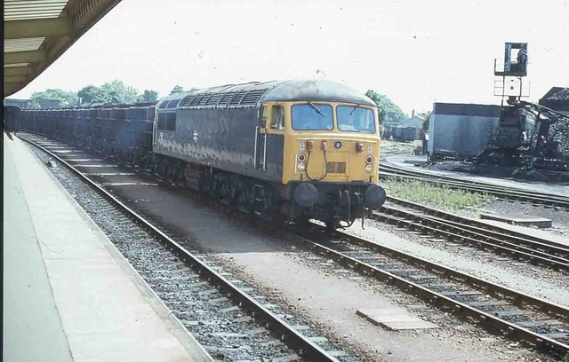 35MM SLIDE BR British Railways Diesel Loco Class 56 x2 peterborough 79 ...