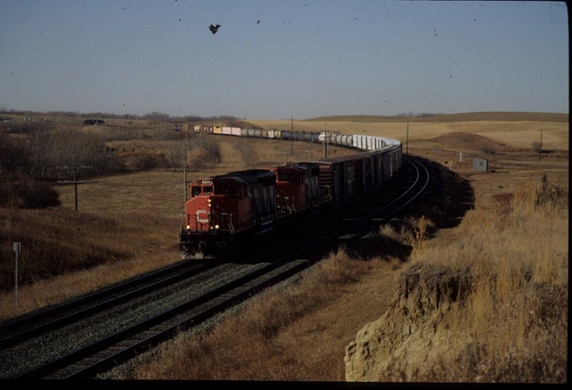 MB9-527 ORIGINAL COLOUR Slide Canadian National EMD SD40-2W #5314 Circa ...