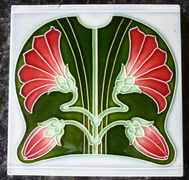 JUGENDSTIL FLIESE ART nouveau tile Tegel Offstein Hibiskus rar super expressiv EUR 109,99 ...