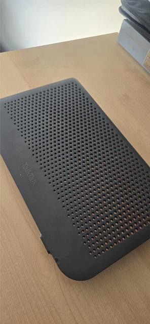 TALKTALK WIFI HUB Sagemcom FAST 5364 AC1200 Dual-Band Wi-FI Router £1. ...