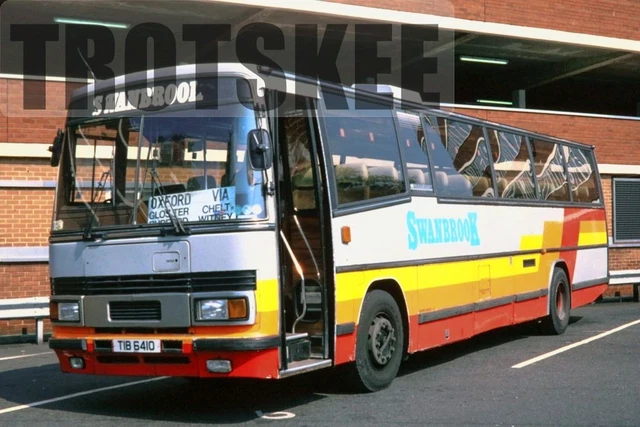 35MM SLIDE THOMAS Leyland Tiger Plaxton TIB6410 c1993 Original £4.99 ...