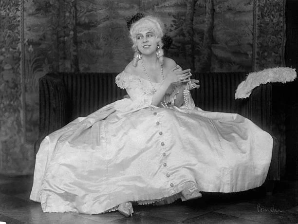 SALMONOVA LYDIA ACTRESS Czechia 1920 Old Photo EUR 6,15 - PicClick FR