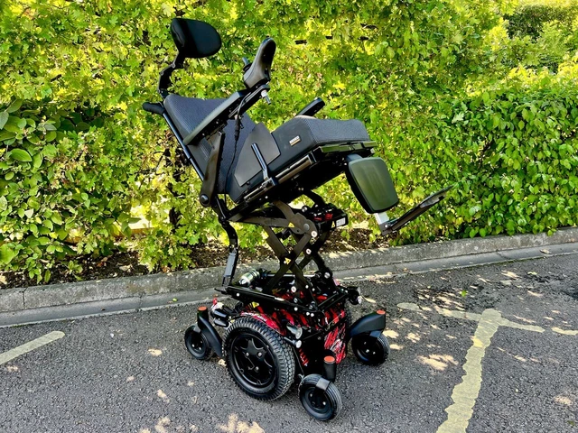 QUICKIE Q300M MINI 6Mph Electric Rise Tilt Mobility Powerchair ...