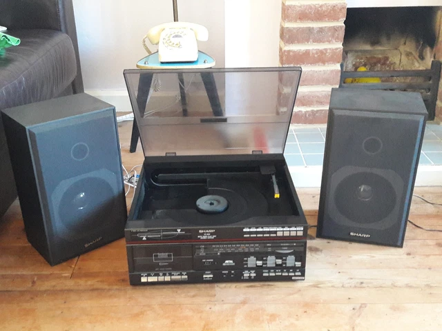 VINTAGE SHARP VZ-1500 stereo record player/radio/cassette - plays both ...
