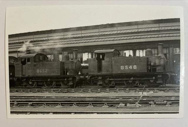 LNER RAILWAY LOCOMOTIVE PHOTOGRAPH LNER 8548 Stratford Shed C665 £2.99 ...
