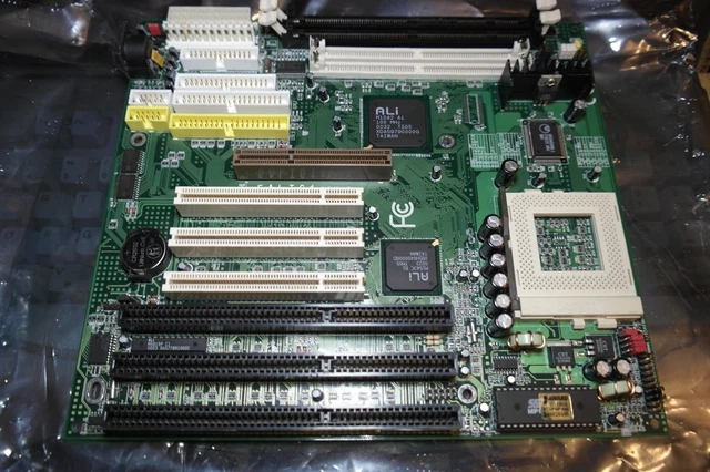 SUPER SOCKET 7 AGP PCI ISA AT motherboard ALI M1542 5ALI61 rev F CACHE ...