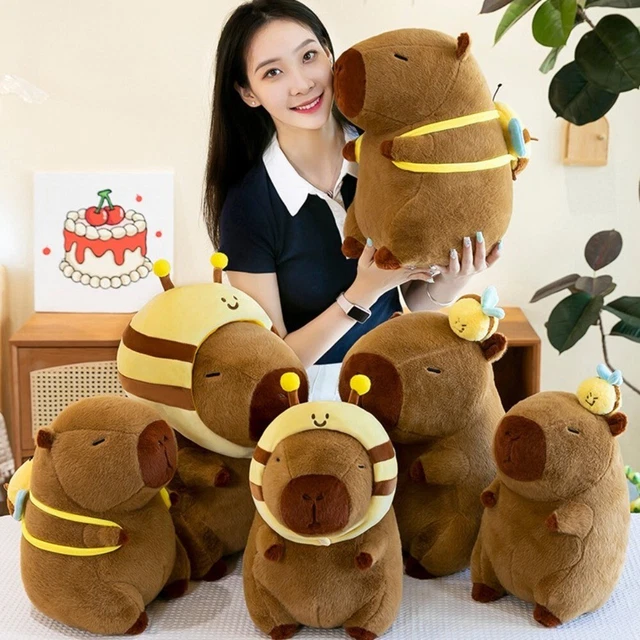 FLUFFY CAPYBARA PLUSH Doll Bee Capibara Anime Fluffty Toy Sofa Ornament ...